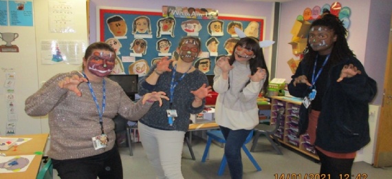 Curwen Primary School - Home