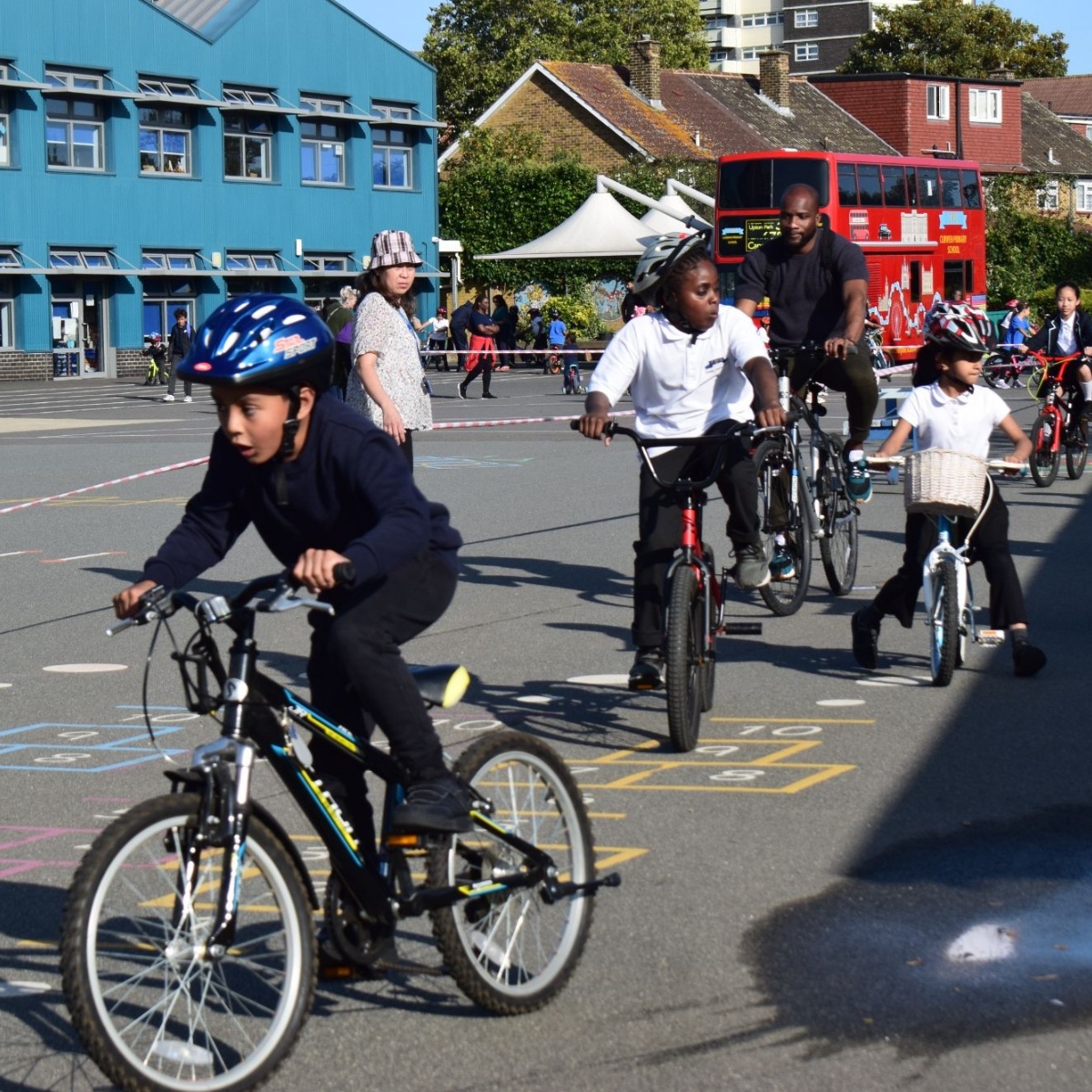 Curwen Primary School - Family Bike Club