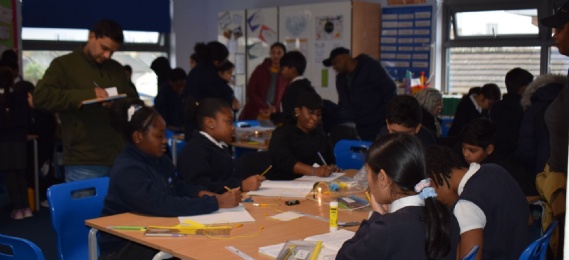 Curwen Primary School - Home