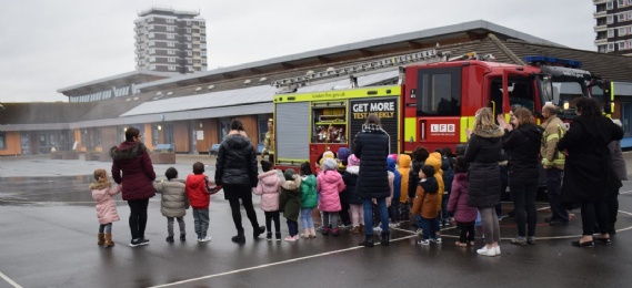 Curwen Primary School - Home